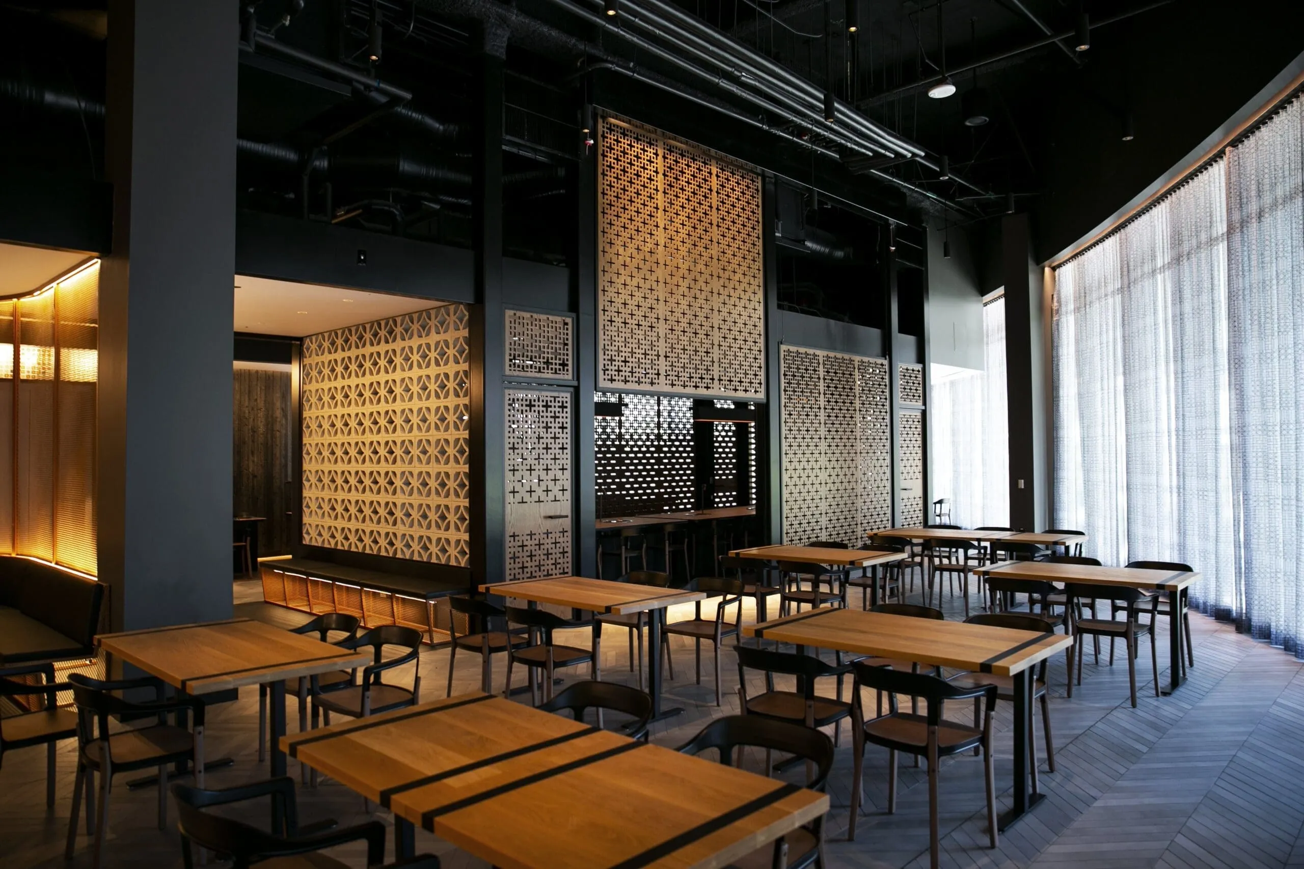 Niku X - LA - Chubby Group